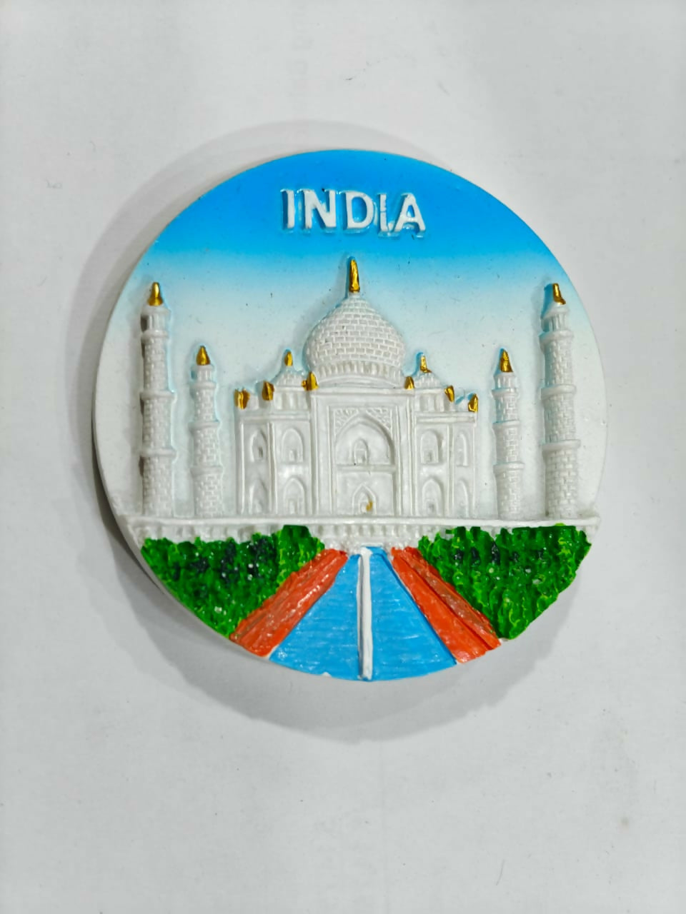 Majestic Taj Mahal Magnet – Colorful India Souvenir Showpiece – HalfPe